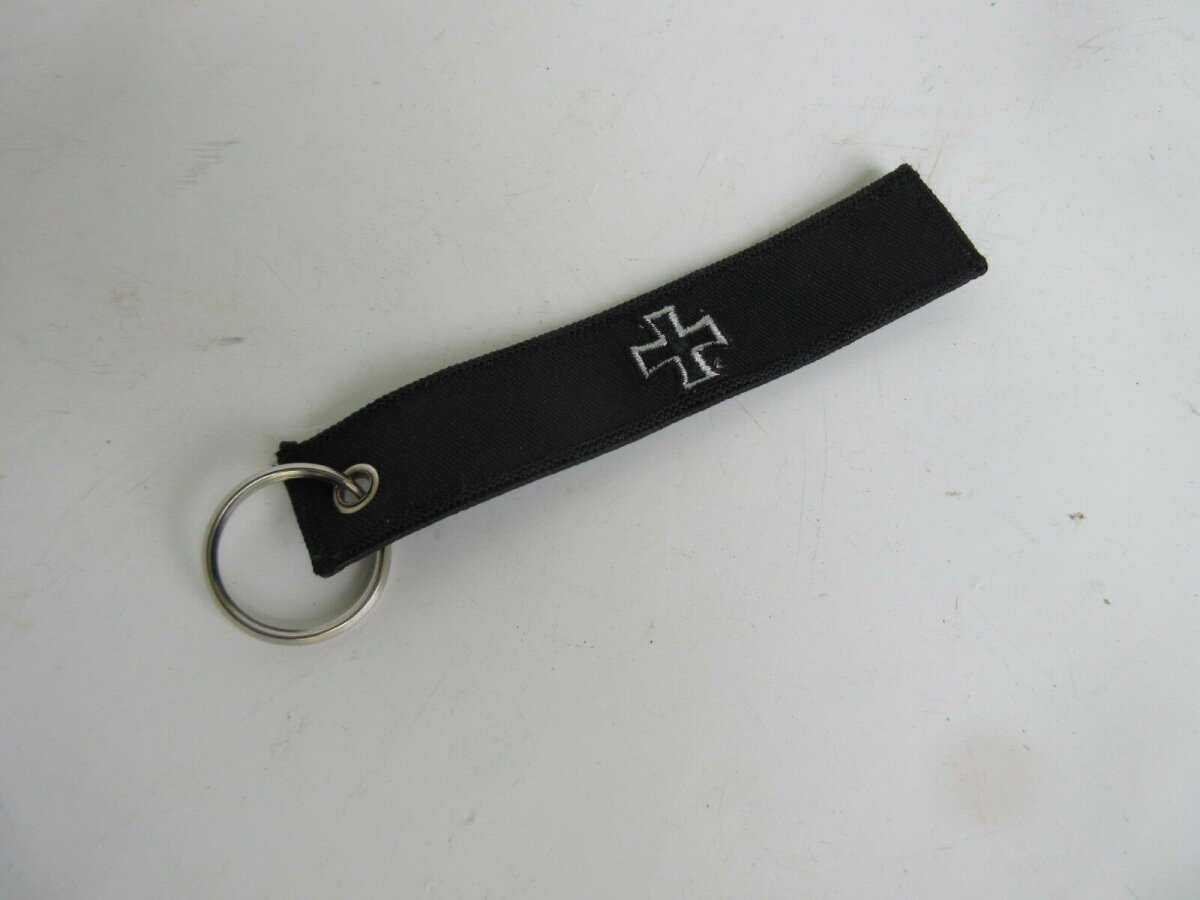 1 Schlüsselanhänger "EK" Eisernes Kreuz Reenactment WWII BW Key Chain